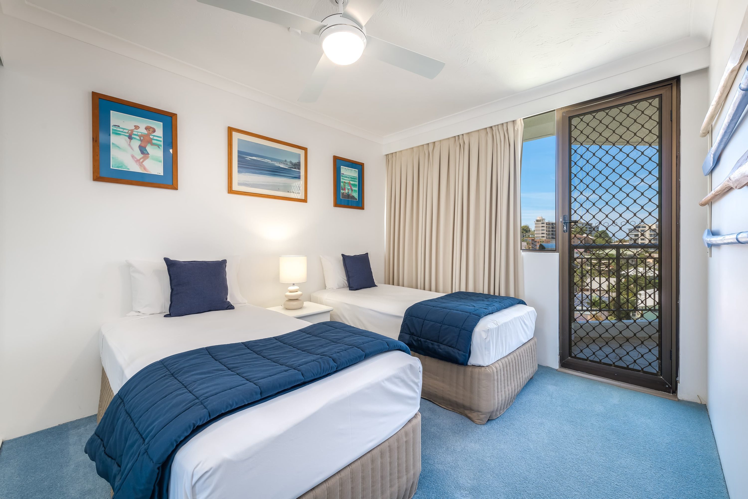 Beachfront Accommodation Coolangatta | Bayview Apartments